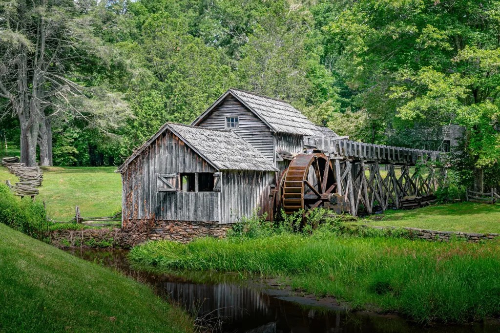 MIDDAY POETRY – ‘Peaceful Watermill’ – Hana Rubinstejnova